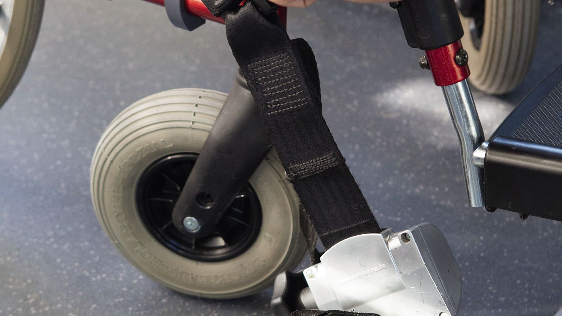 Kraftknoten Fã¼r Rollstuhl
